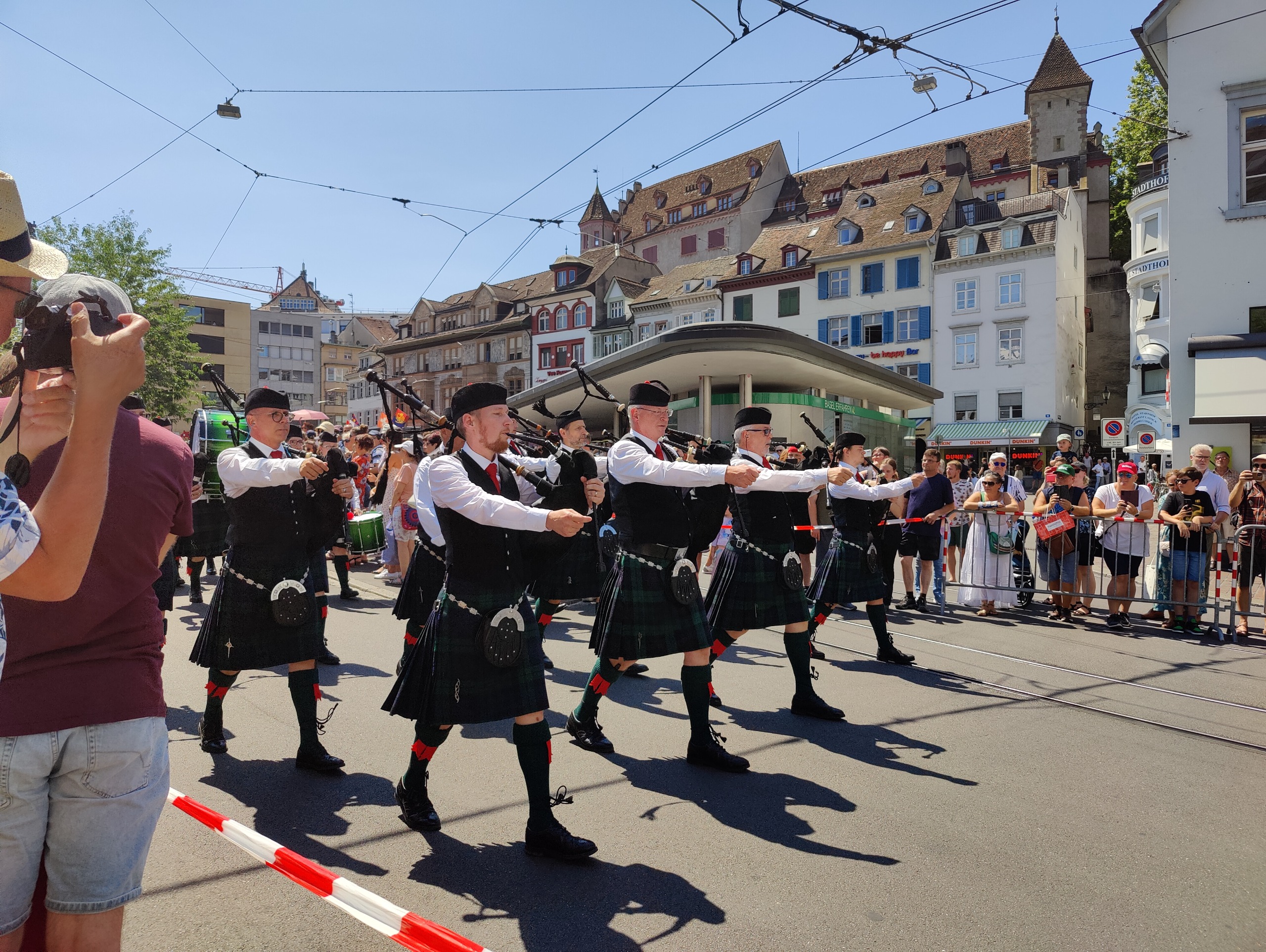 Coole Basler Tattoo-Parade – Senevita